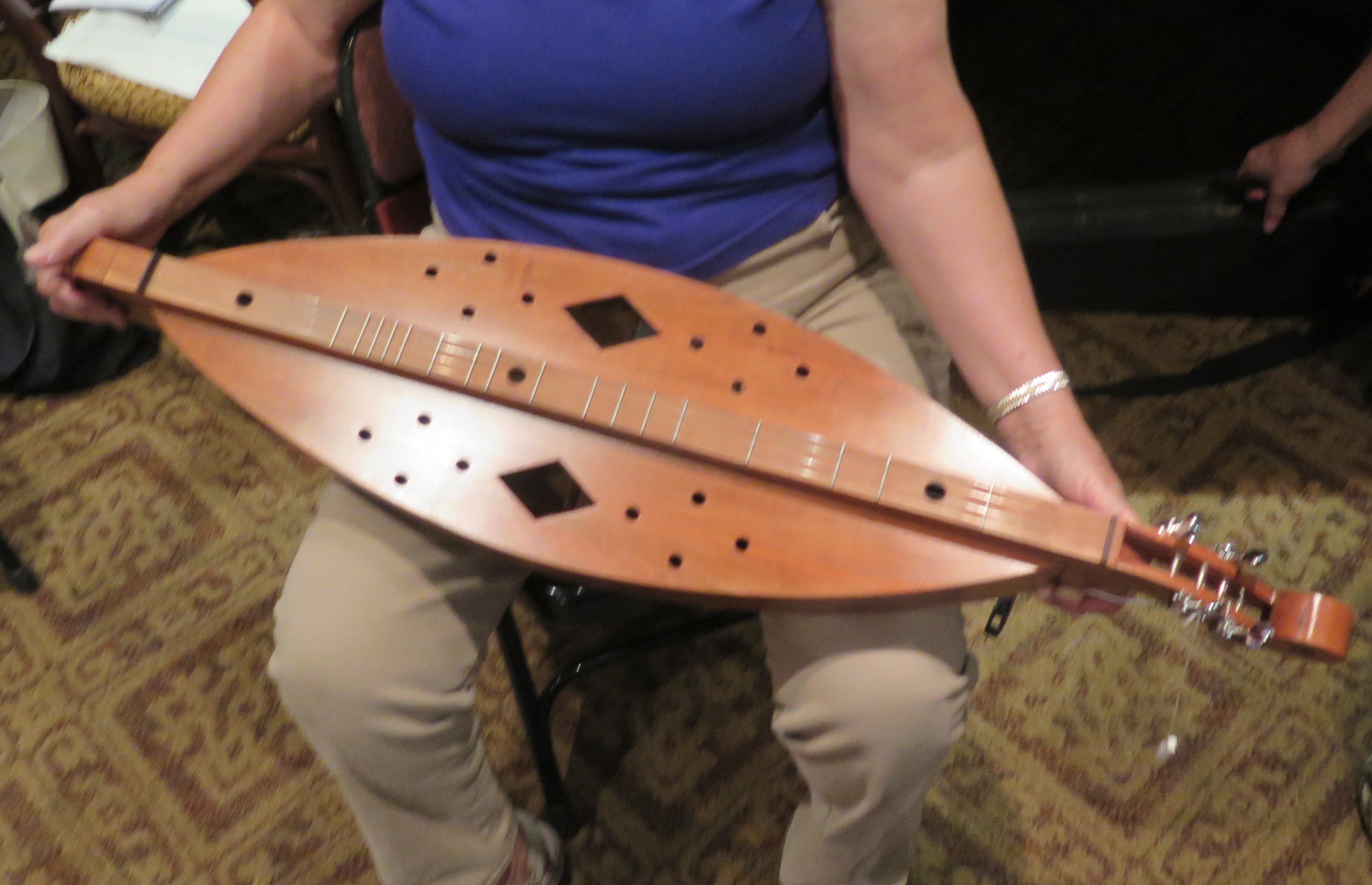Galax-Style Dulcimer: Playing the Appalachian Dulcimer in DDD Tuning ...